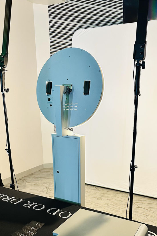 Classic Photo Booth - Pristine Portraits Photo Booths